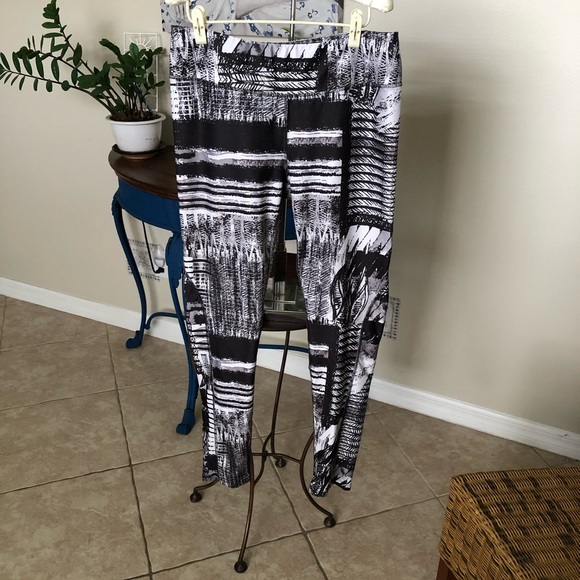 Layer 8 | Pants & Jumpsuits | Layer 8 L Leggings Yoga Pants | Poshmark